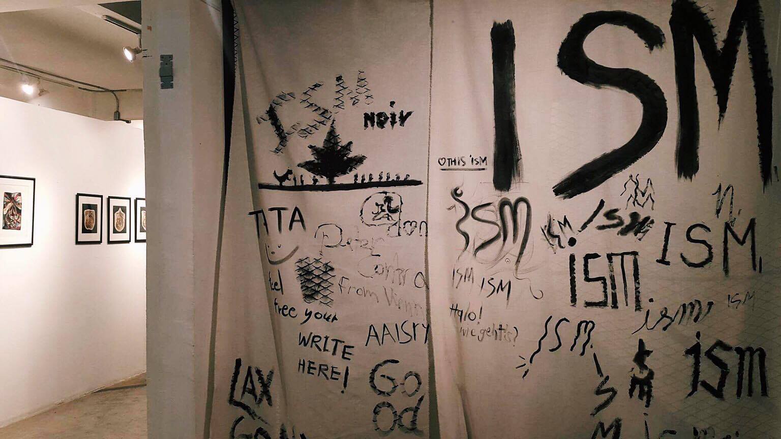 Ism Art Exhibition by 00’s - room