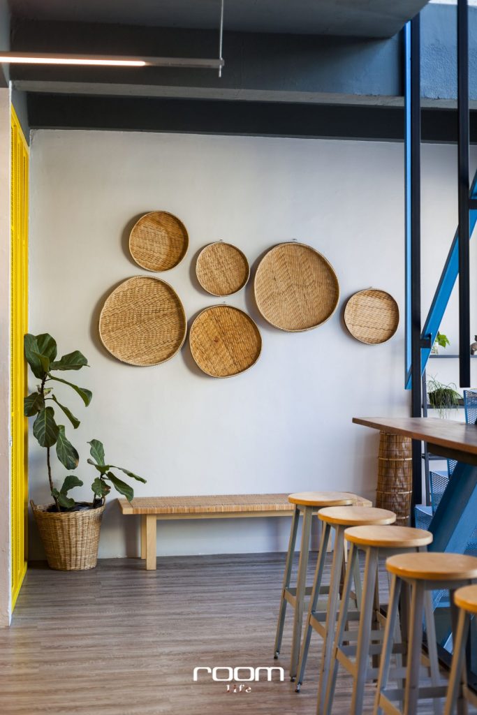 WHEREDER POSHTEL ที่พักในอุดรธานี โฮสเทลเอกลักษณ์อีสานกลางเมือง