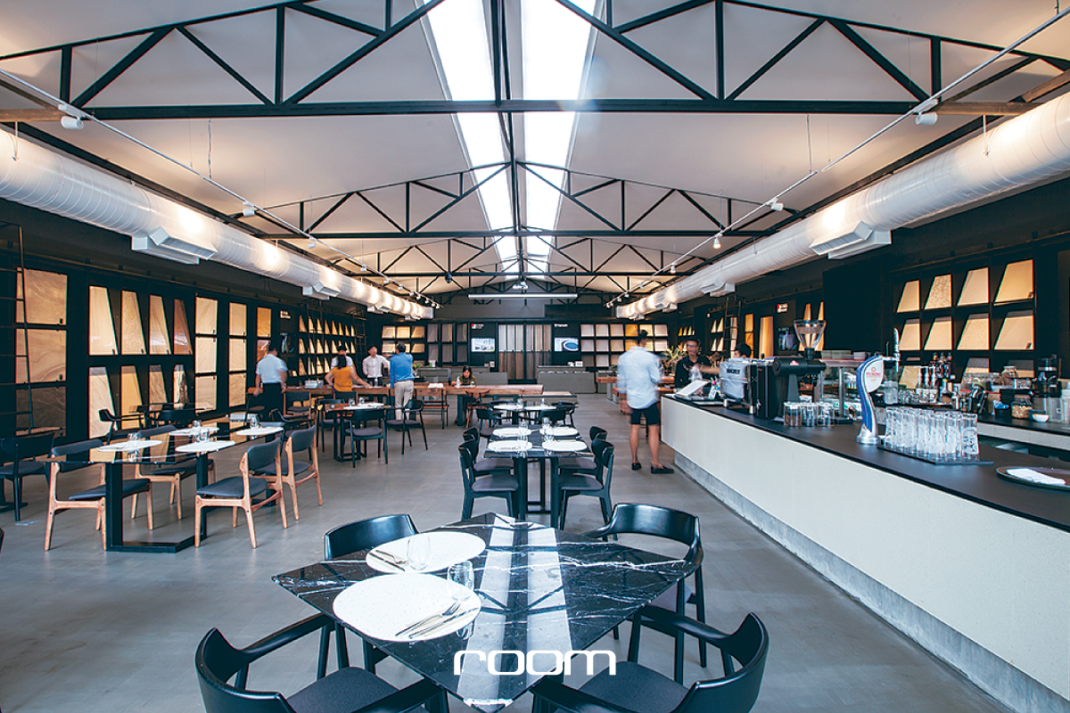 ROCCA เปลี่ยนโกดังเก็บสินค้าเก่าเป็นร้านอาหารกึ่งโชว์รูมกระเบื้อง Casa ...