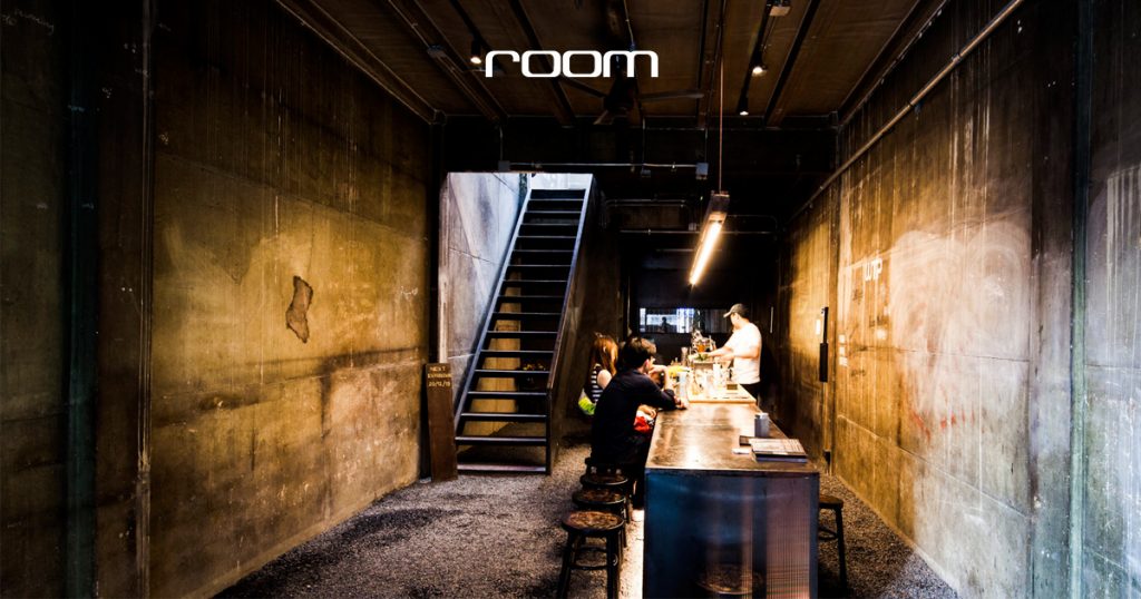 Labyrinth Cafe Archives - room