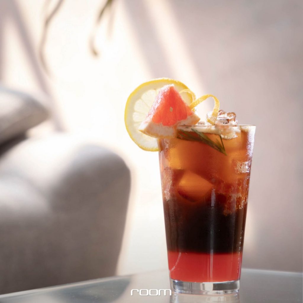 FO SHO BRO คาเฟ่ฟีลพักร้อน เหมือนอยู่ในแคลิฟอร์เนียตอนใต้ - room