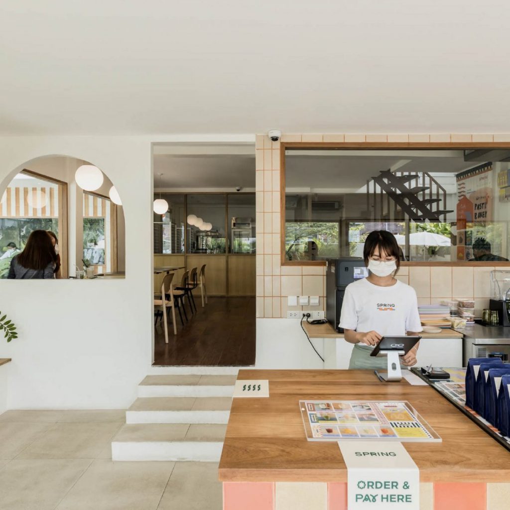 SPRING BAKEHOUSE โรงอบขนมที่ทำให้เห็นสดๆ ก่อนเสิร์ฟ - room