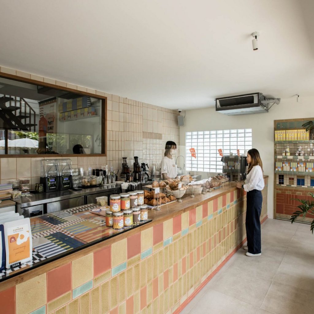 SPRING BAKEHOUSE โรงอบขนมที่ทำให้เห็นสดๆ ก่อนเสิร์ฟ - room