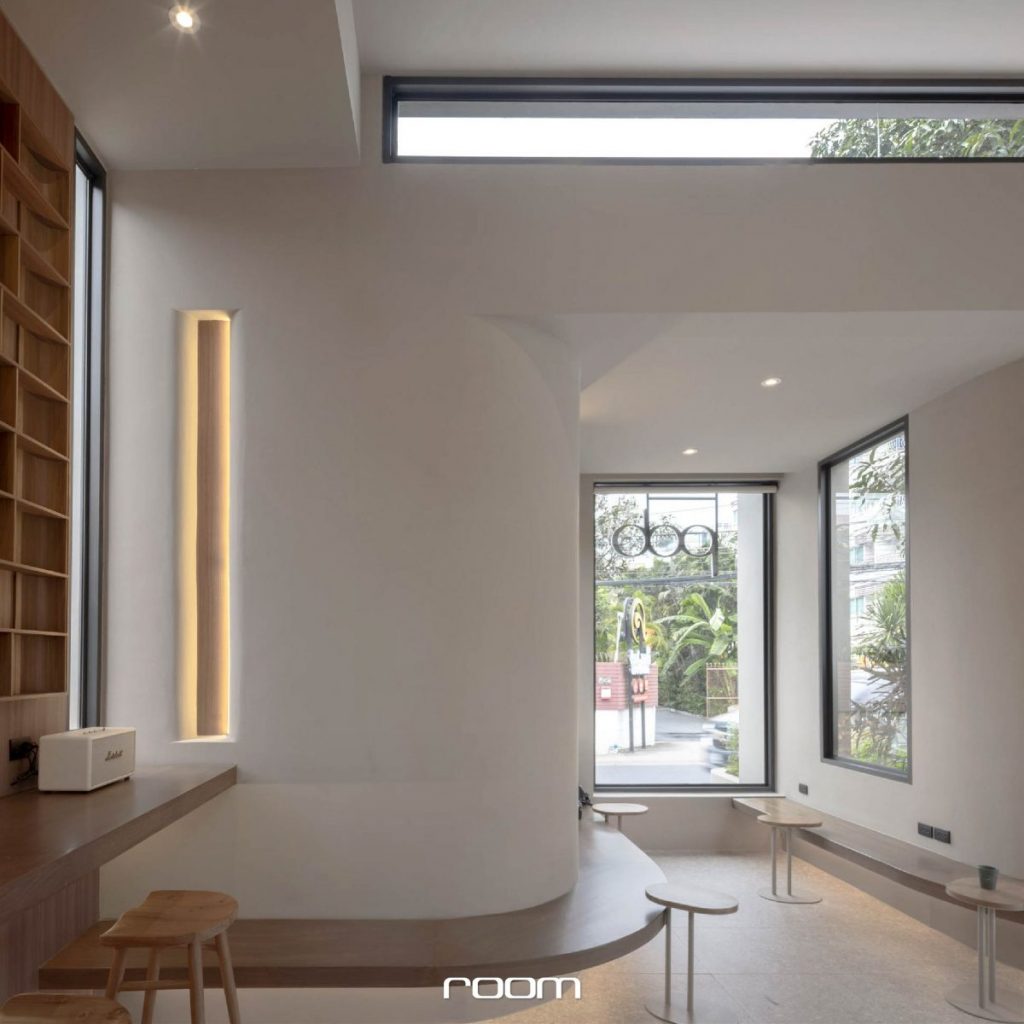 POB Coffee & Living Space คาเฟ่สุทธิสาร อบอุ่นละมุนด้วยเส้นโค้ง