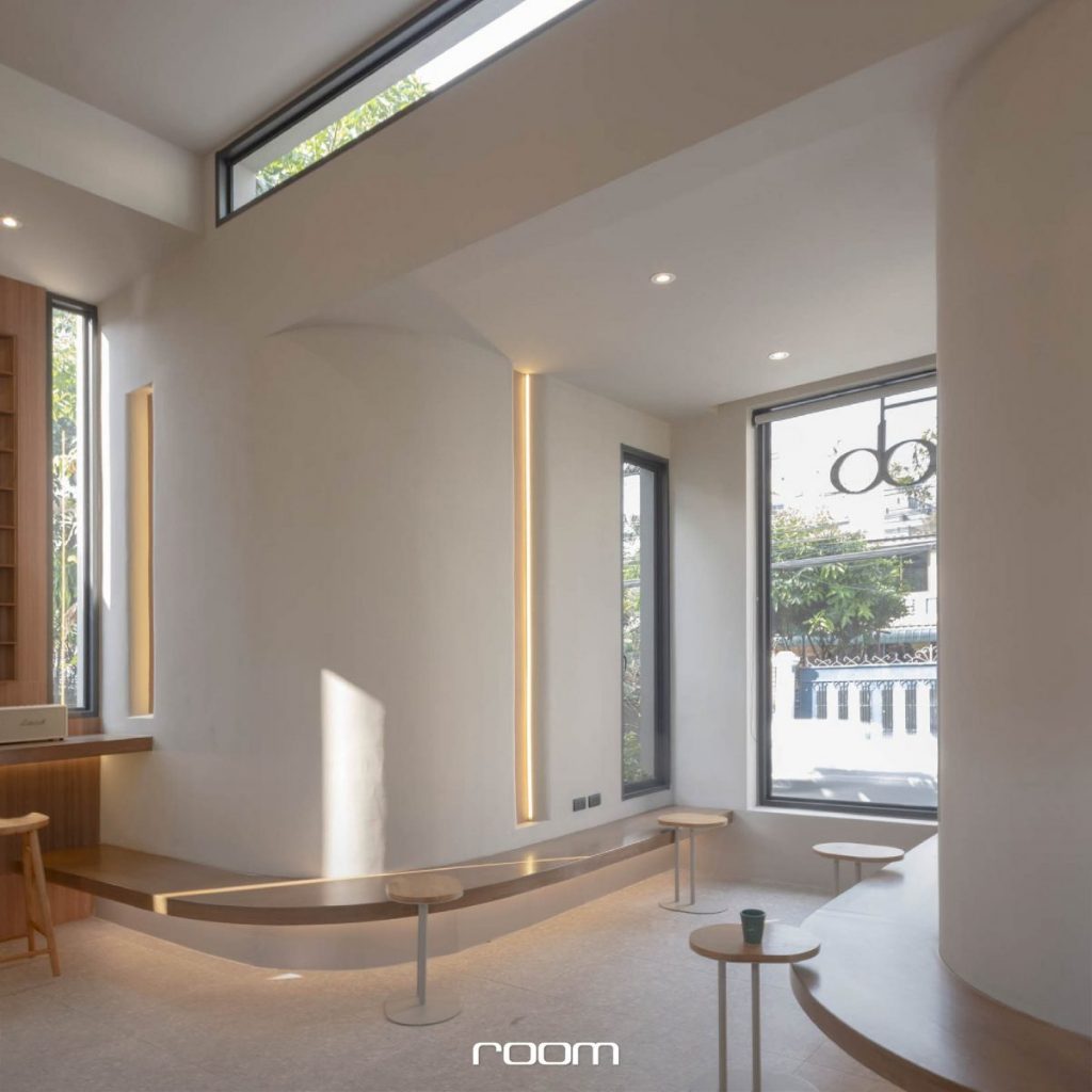 POB Coffee & Living Space คาเฟ่สุทธิสาร อบอุ่นละมุนด้วยเส้นโค้ง