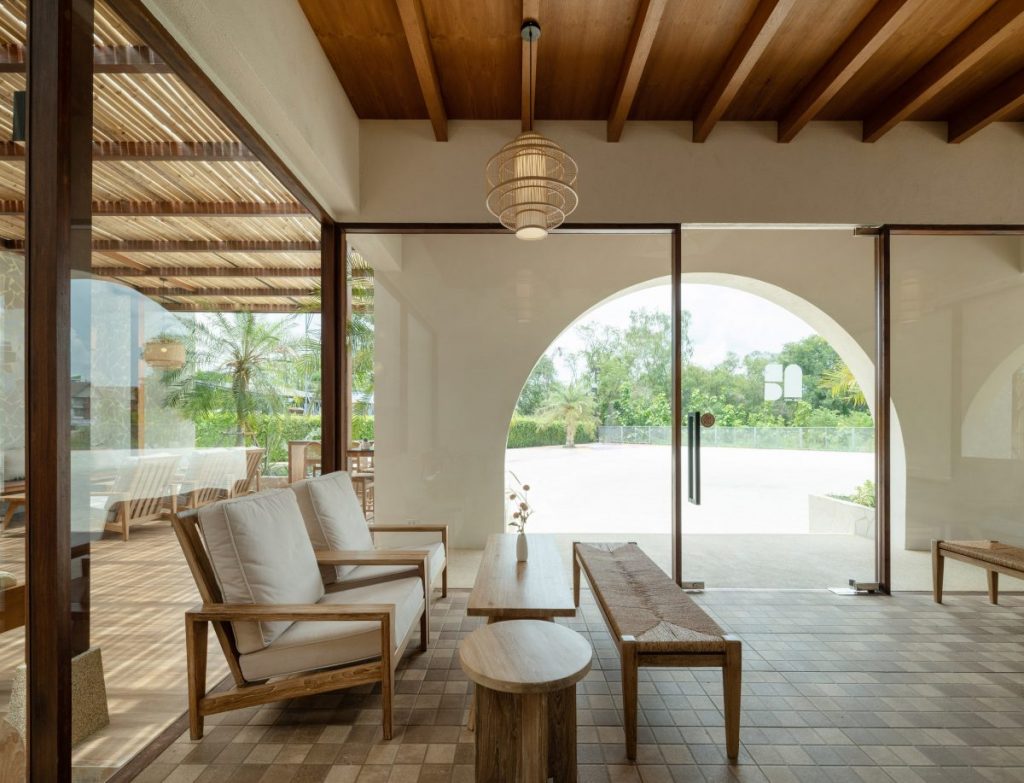 The Arc Cafe คาเฟ่เชียงใหม่ หลบร้อนไปกับคาเฟ่สไตล์เมดิเตอร์เรเนียน - room