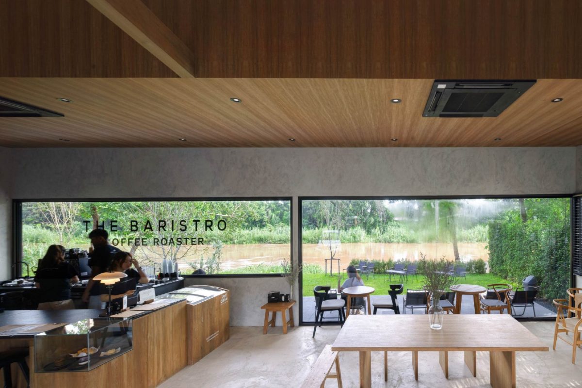THE BARISTRO COFFEE ROASTER คาเฟ่เชียงใหม่ เสิร์ฟวิวแม่น้ำปิง - room