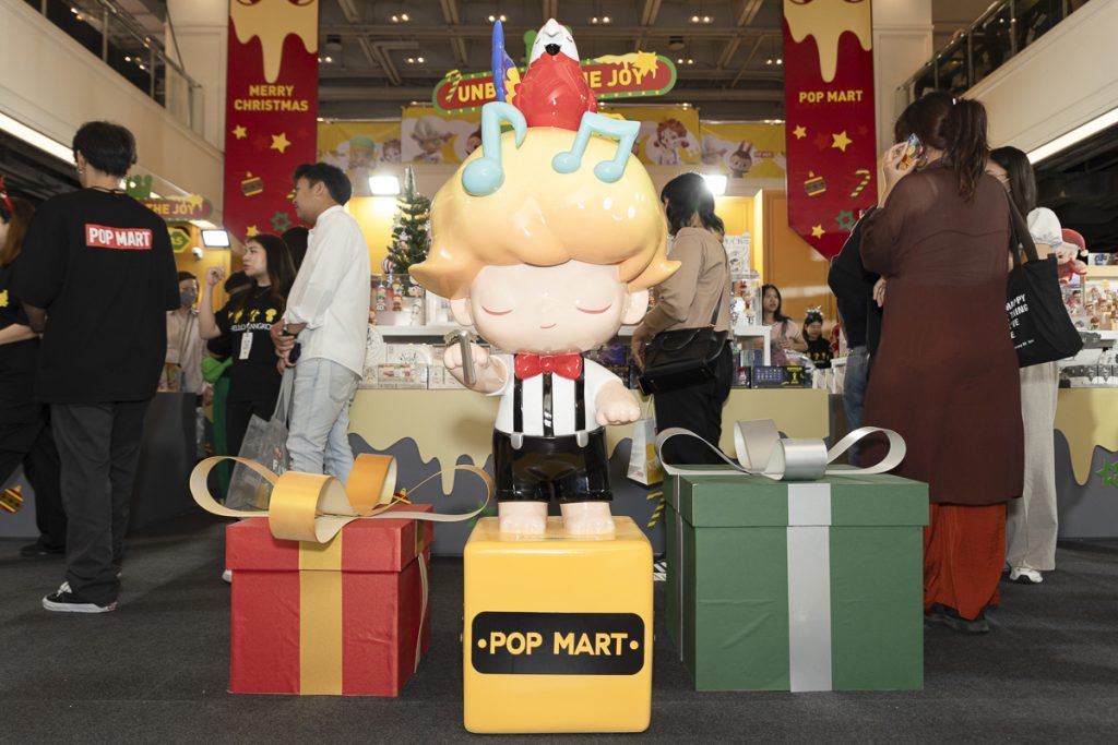 POP MART บุก SIAM CENTER สายอาร์ตทอย พลาดได้ไง!! - room