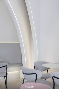 UNCLOUD COFFEE คาเฟ่คอนเซ็ปต์ออโรร่า ด้วยดีไซน์ฟรีฟอร์ม - room