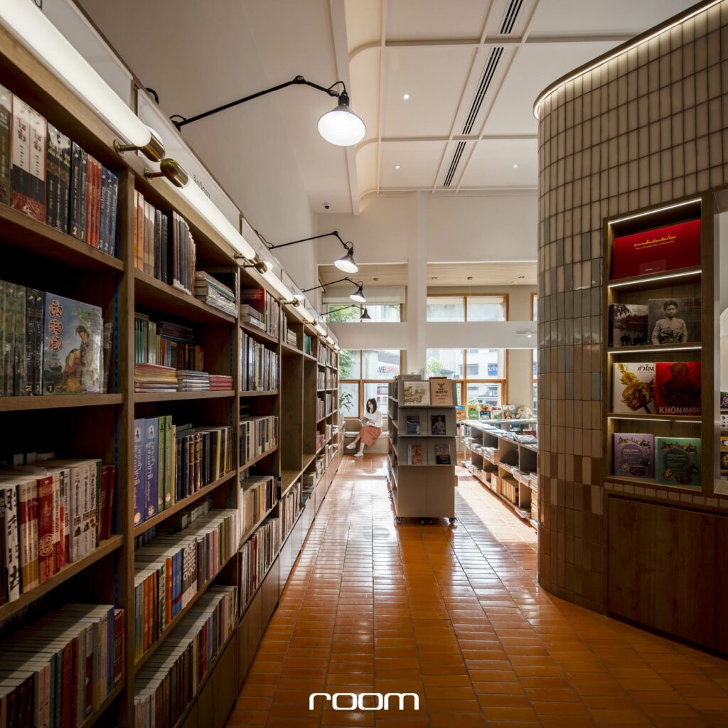 Rimkhobfa Bookstore ร้านหนังสือพ่วงคาเฟ่รีโนเวต - room