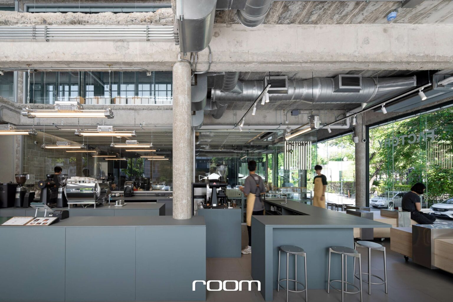 Factory Coffee HQ คาเฟ่สเปเชียลตี้โชว์เสน่ห์อินดัสเทรียล - room