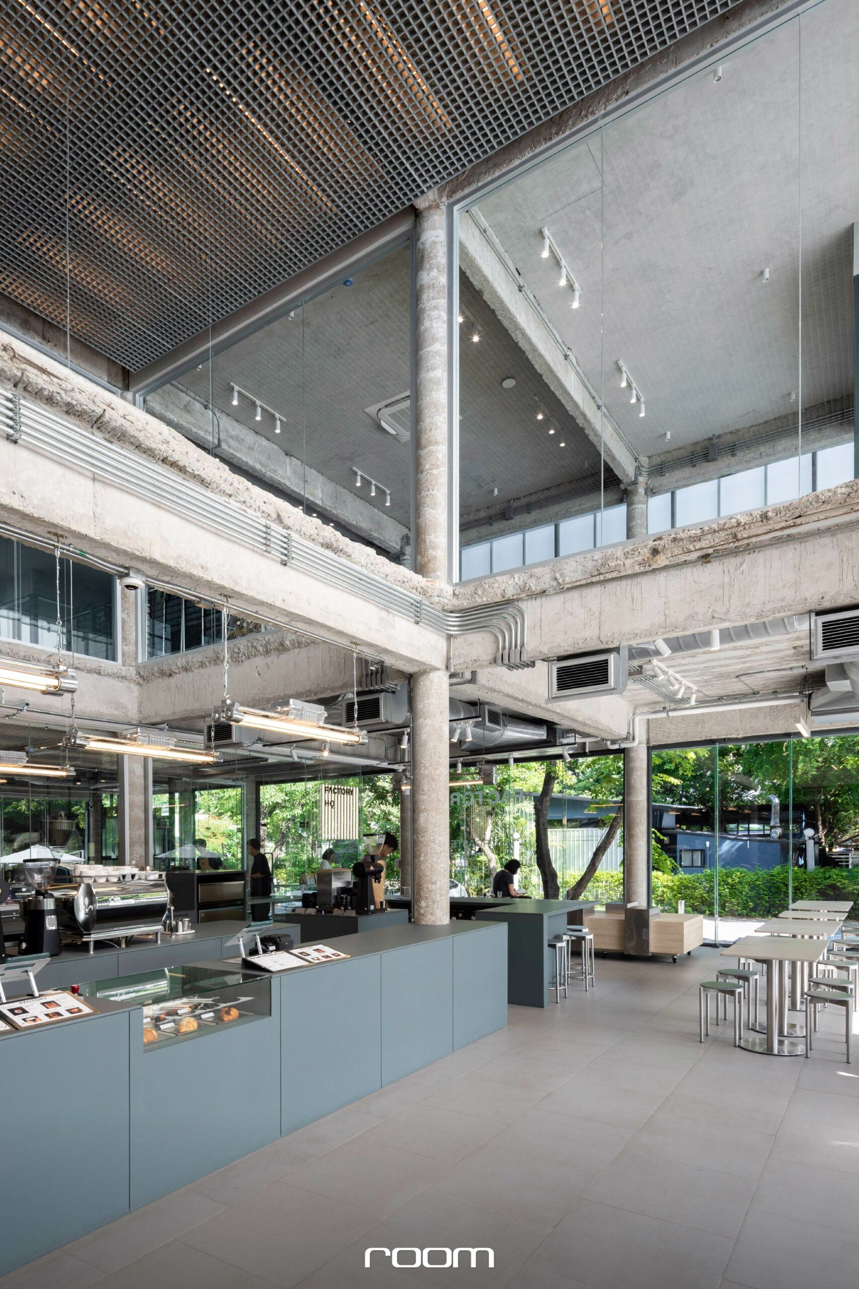 Factory Coffee HQ คาเฟ่สเปเชียลตี้โชว์เสน่ห์อินดัสเทรียล - room
