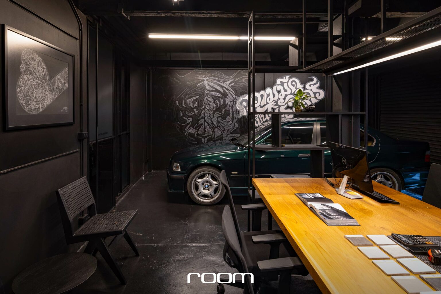 NIN BAR & CAFÉ ที่พักเชียงใหม่ สัมผัสความสงบในที่พักสีดำ - room