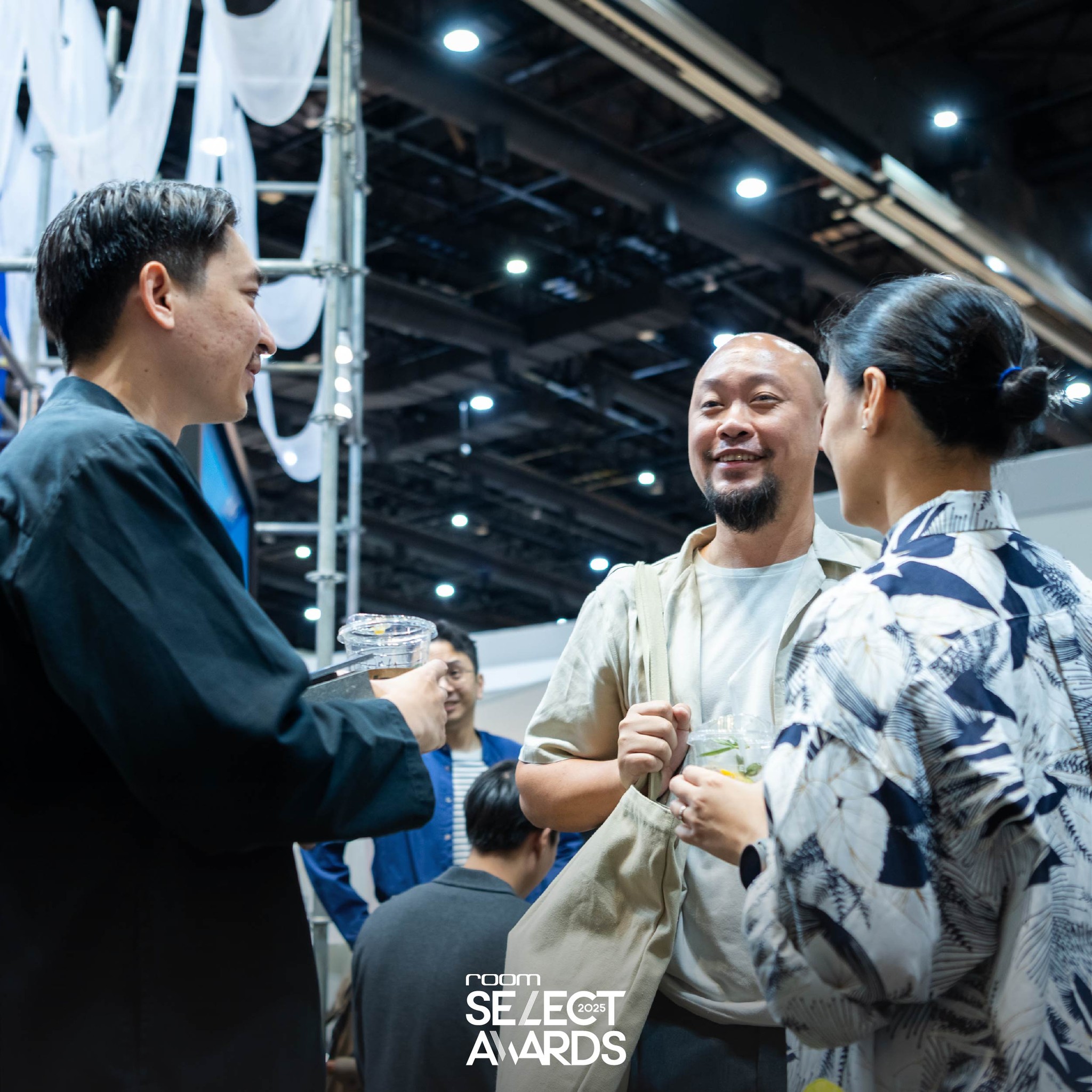 room SELECT Awards 2025 รางวัลแห่งปีจาก room - room