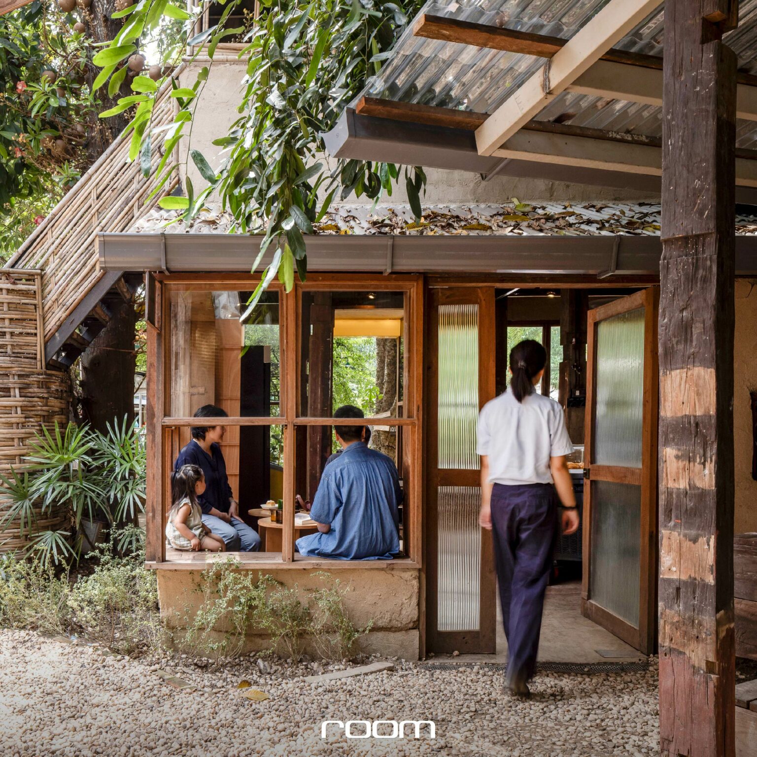 GRAPH Baankangwat คาเฟ่เชียงใหม่ คราฟต์ทุกรายละเอียด - room