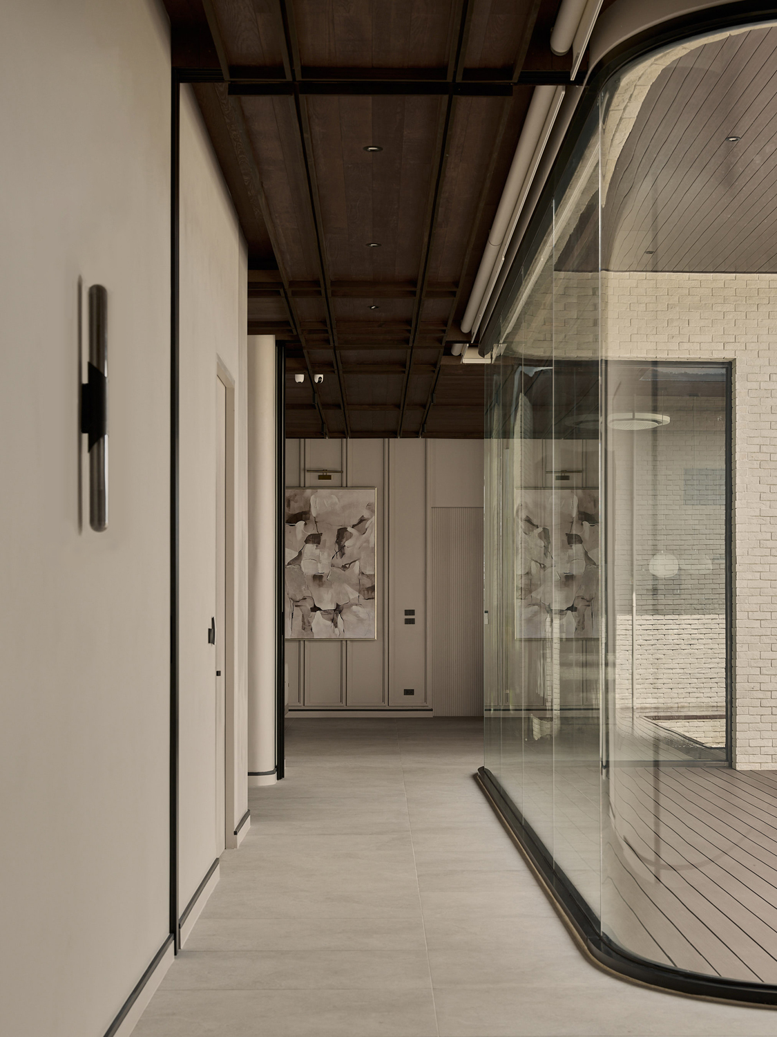 Chiang Rung Residence บ้านโมเดิร์น สร้างจากโครงบ้านเก่าในเชียงราย
